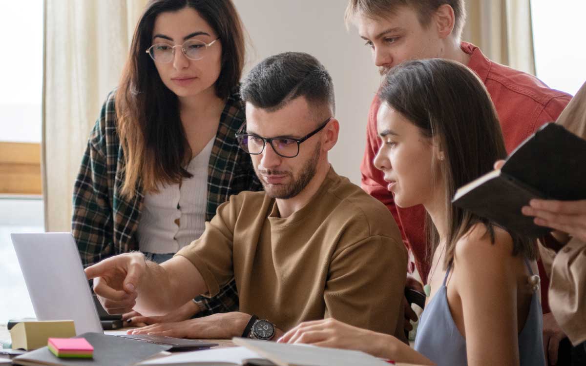 Cursos de inglés en canada - LWTC